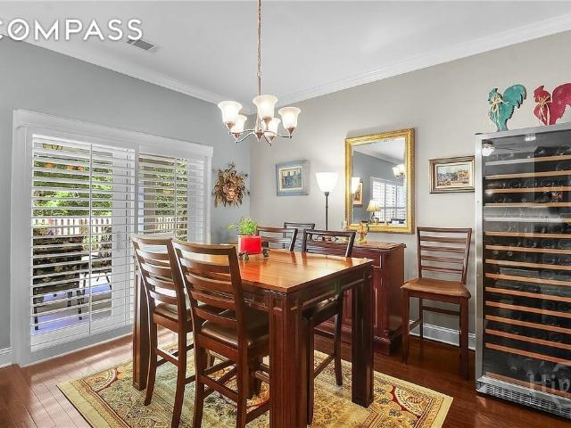 1065 Woodland Dr, Pooler, GA