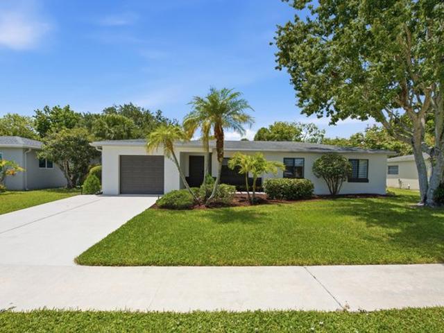 10660 Emperor St, Boca Raton, FL 33428