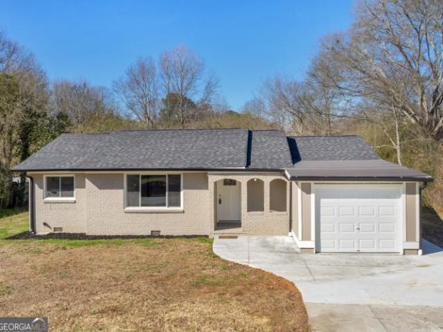 10667 Woodcock St, Jonesboro, GA 30238