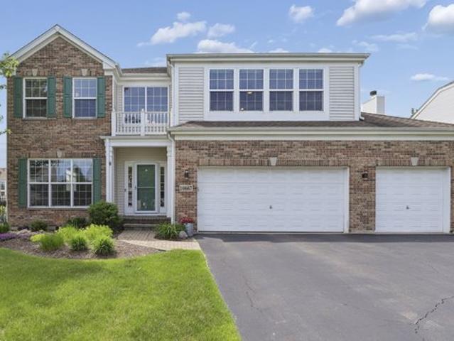 10667 Santa Fe Trl, Huntley, IL 60142