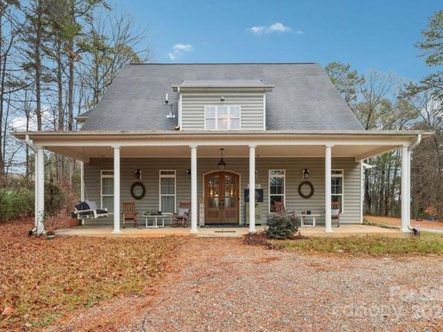 10667 Stonewall Rd Units 1 & 2, Huntersville, NC 28078
