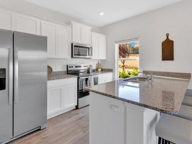 10666 High Tree Way, Knoxville, TN 37931