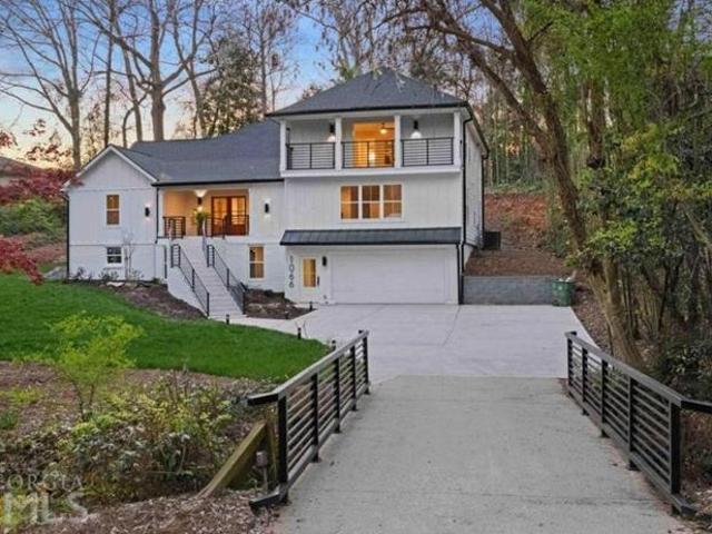 1066 McConnell Dr, Decatur, GA 30033