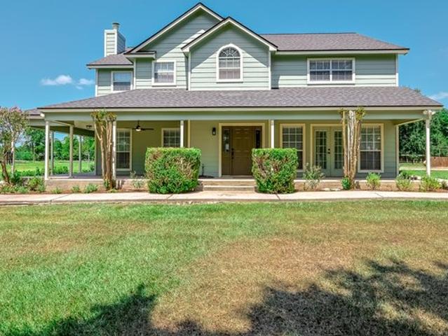 1066 Tafelski Rd, New Waverly, TX 77358