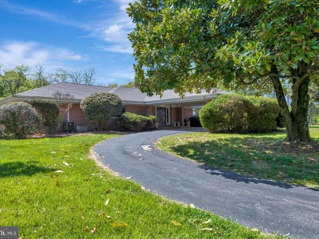 1066 Walker School Rd, Smyrna, DE 19977