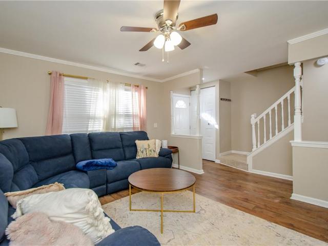 1066 Wedgewood Lane