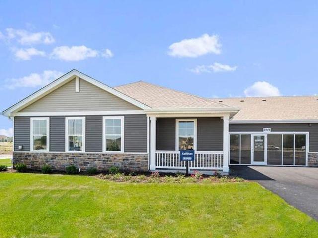 1066 Williamsburg Street, PINGREE GROVE, IL 60140