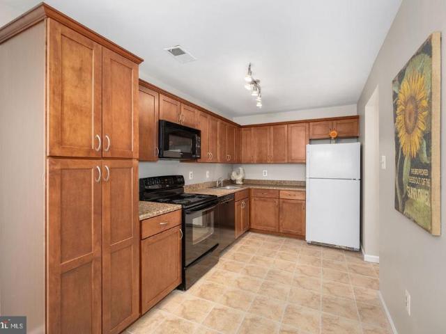 10673 Spring Oak Court