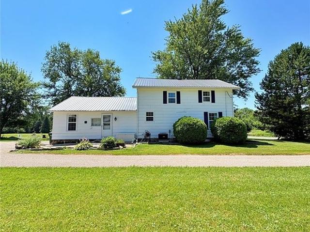 10677 Baumhart Rd, Amherst, OH 44001