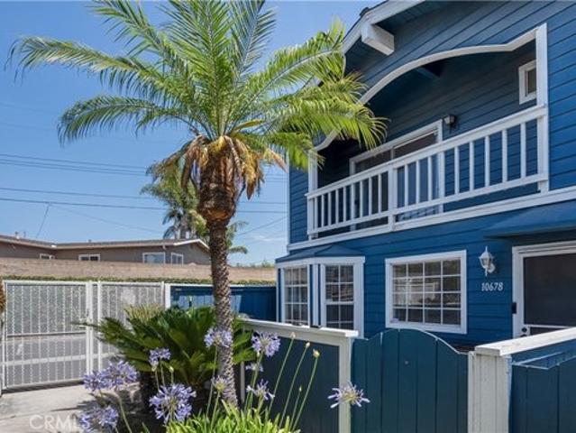 10678 Bell St, Stanton, CA 90680