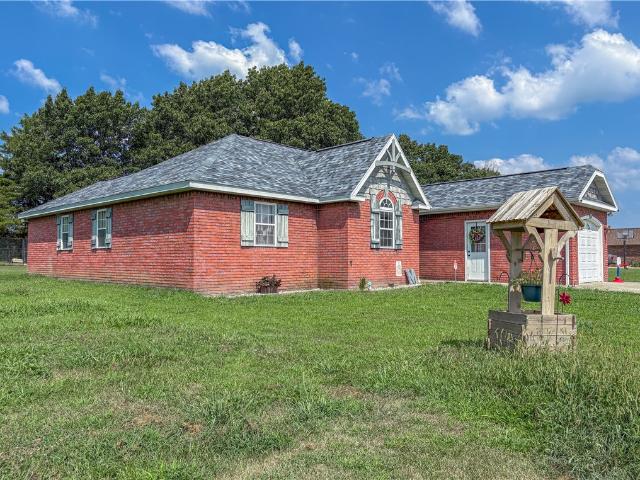 1067 Mercedes Drive