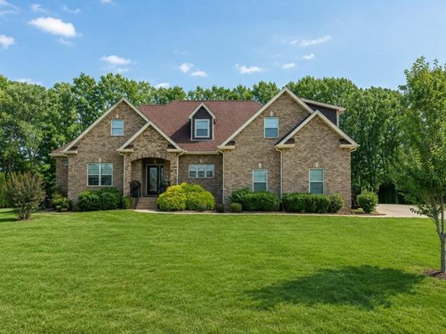 1067 Caballo Trl, Gallatin, TN 37066