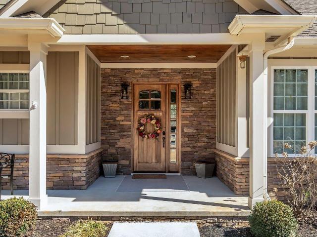1067 Heritage Dr, Guntersville, AL