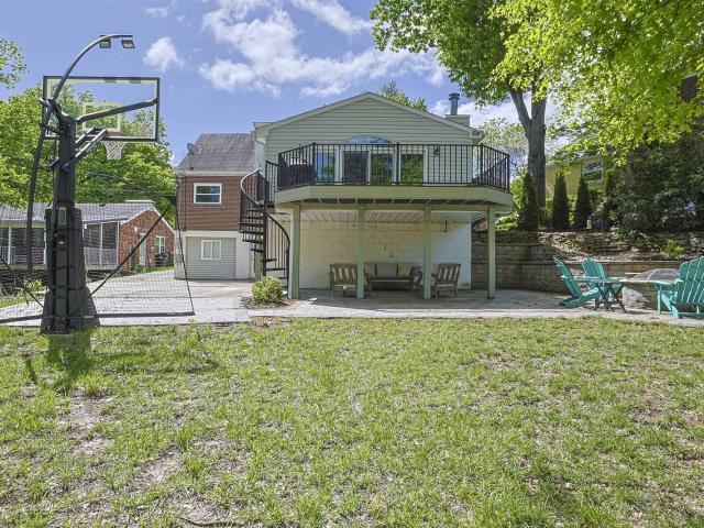 1067 Lawton Road