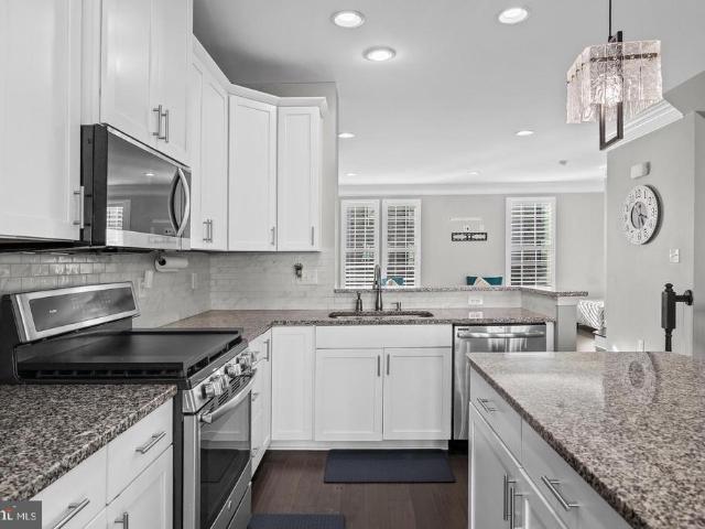 1067 Prime Place