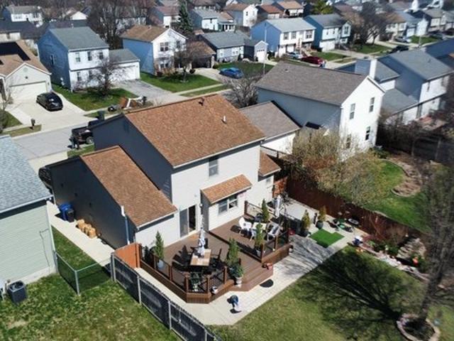 1067 Rendezvous Ln, Columbus, OH 43207