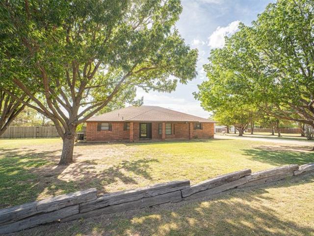 1067 Todd Trl, Abilene, TX 79602