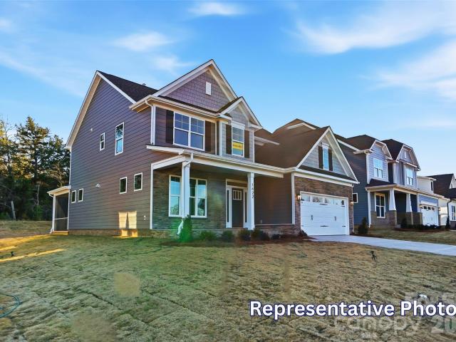 1067 Tradition Club Street