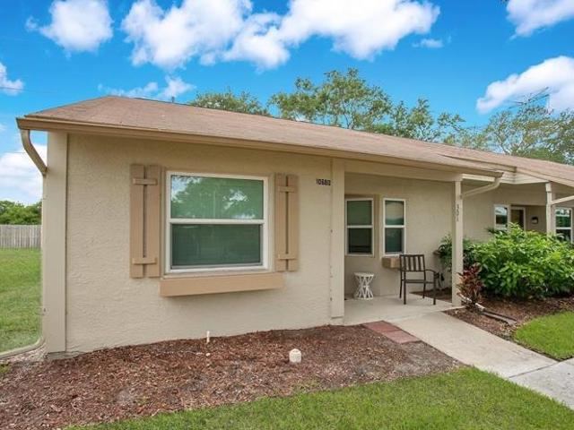 10680 43rd St N #301, Clearwater, FL 33762