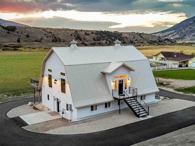 10685 S Dempsey Creek Rd, Lava Hot Springs, ID 83246