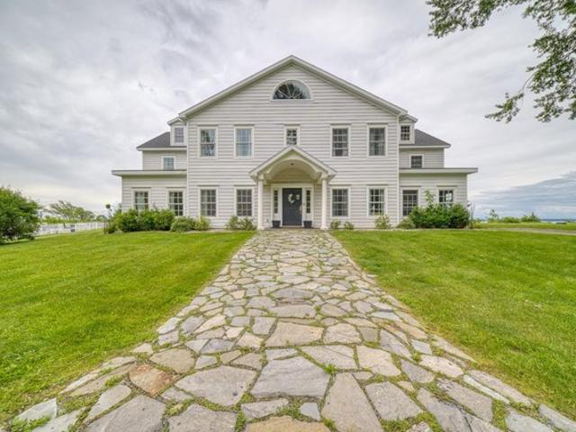 1068 Cumberland Head Rd, Plattsburgh, NY 12901