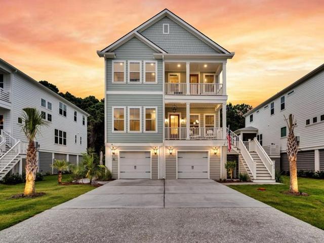 1068 Capersview Ct, Awendaw, SC 29429