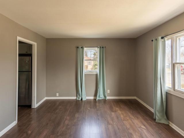 1068 Leith Avenue