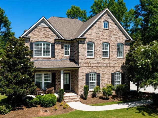 1068 Pebble Creek Way