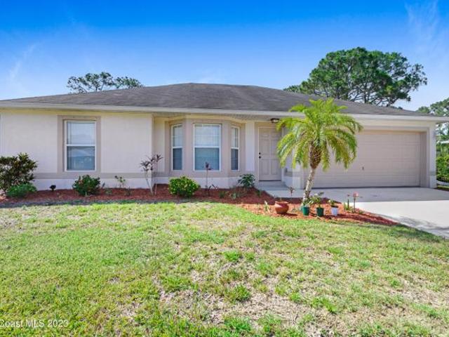 1068 St Johns St, Palm Bay, FL 32909