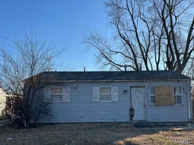 1068 Saint Margaret Dr, East Saint Louis, IL 62206