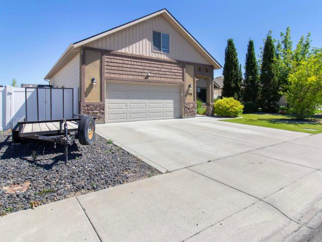 1068 Terra Ave
