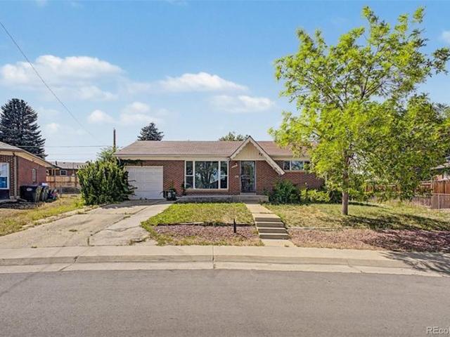 10693 Loren Ln, Denver, CO 80233