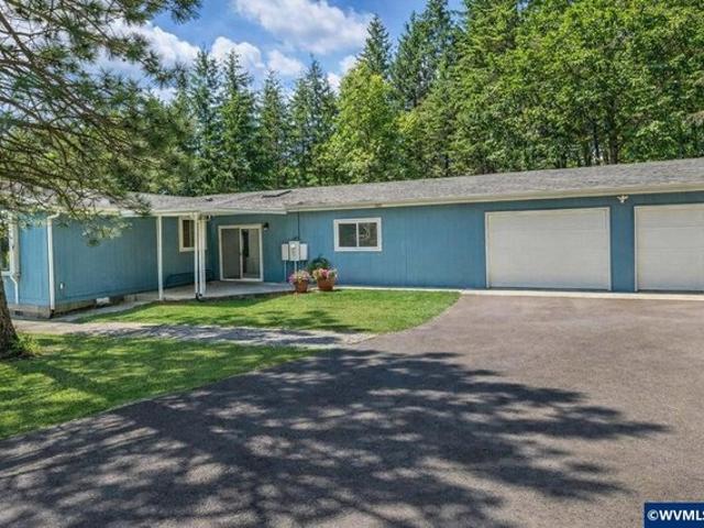 10693 Southview Loop SE, Jefferson, OR 97352