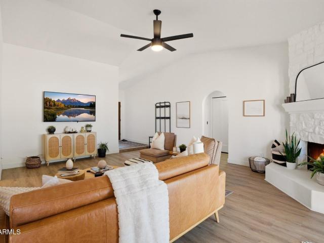 10690 E Mercer Ln, Scottsdale, AZ 85259 | MLS #7008 | Compass
