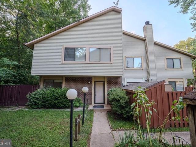 10699 Spring Oak Ct, Burke, VA 22015