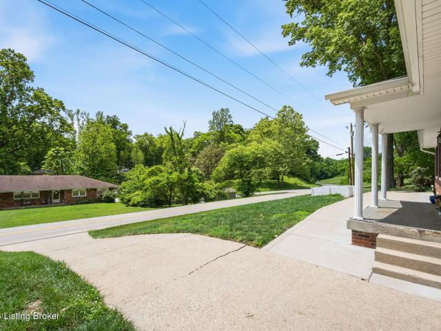 1069 Martin Rd