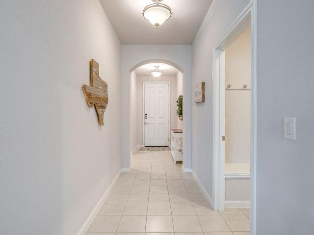 1069 Nighthawk Trl, Alvarado, TX 76009 | MLS #21244 | Compass