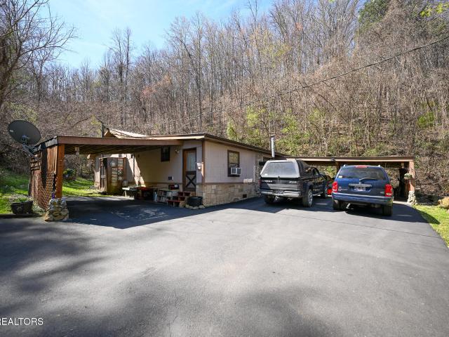 1069 Bryan View Rd