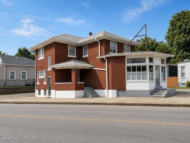 1069 E Oak St, Louisville, KY 40204