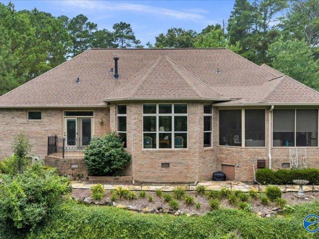 1069 Heritage Drive