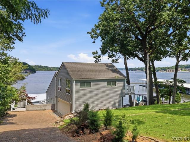 1069 Indian Hills Road