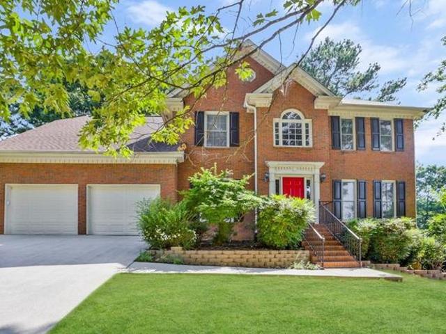 1069 Sunny Field Ln, Lawrenceville, GA 30043