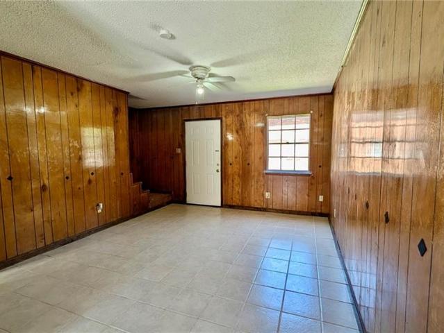 1069 Tallow Tree Lane # B
