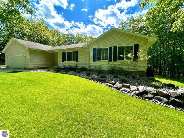 10603 Tall Oaks Court