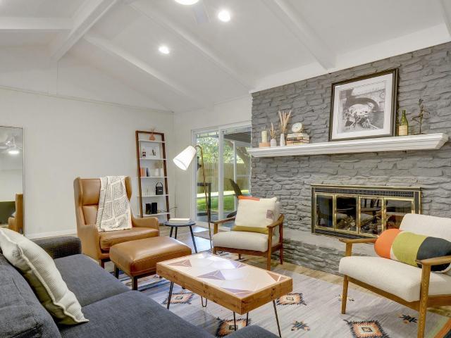 10603 Golden Quail Dr