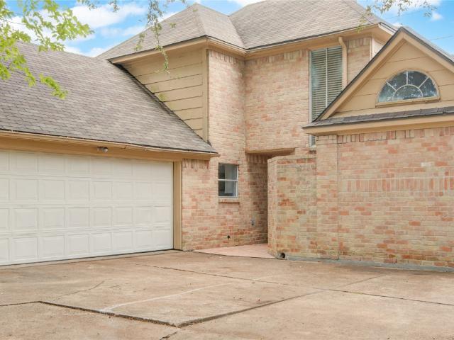 10603 Mills Cir, Houston, TX 77070 | MLS #90592