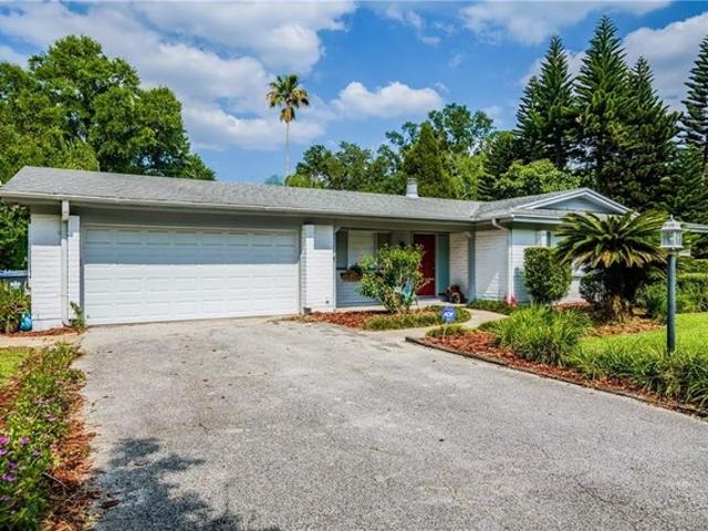 10603 Orange Grove Dr, Tampa, FL 33618