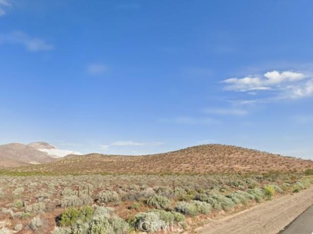 10600 Kemper Rd, Mojave, CA 93501 | MLS #HD26009 | Compass