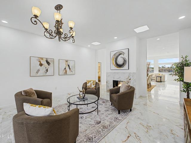 10601 w bayside road