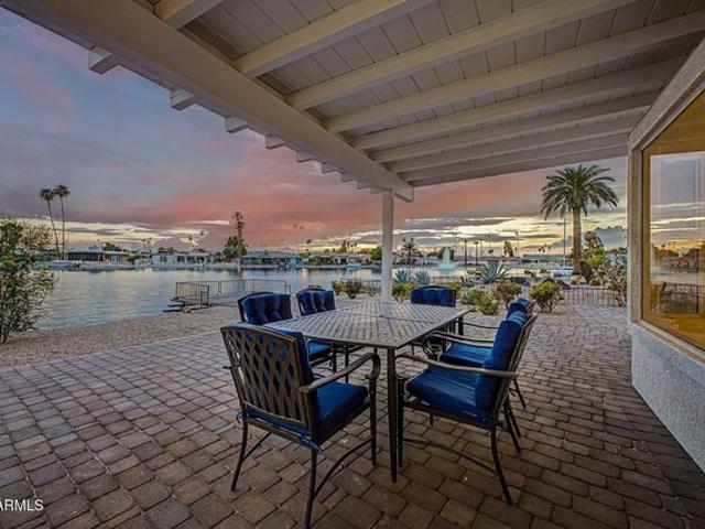 10601 W Bayside Rd, Sun City, AZ 85351